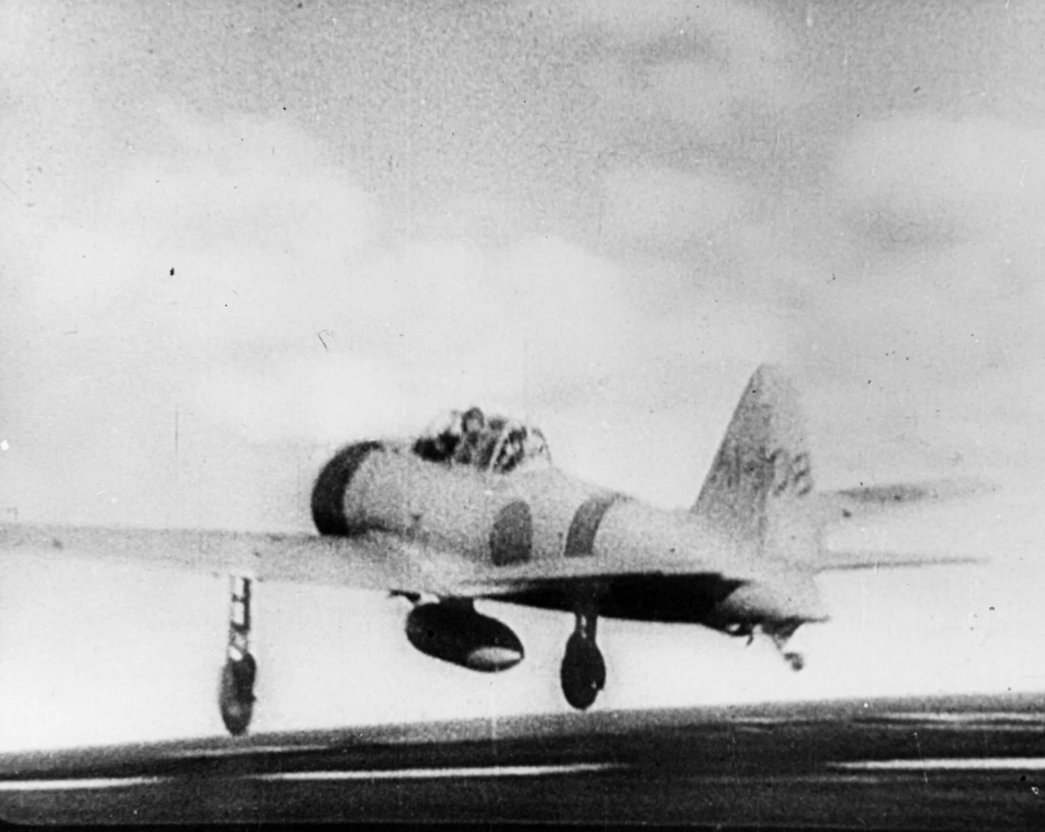 Mitsubishi Zero - Turning on a Dime - PlaneHistoria