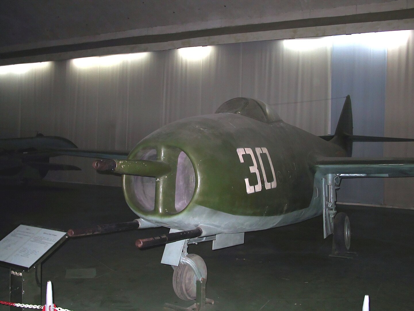 The MiG-9 - Russia's First Jet Fighter - PlaneHistoria