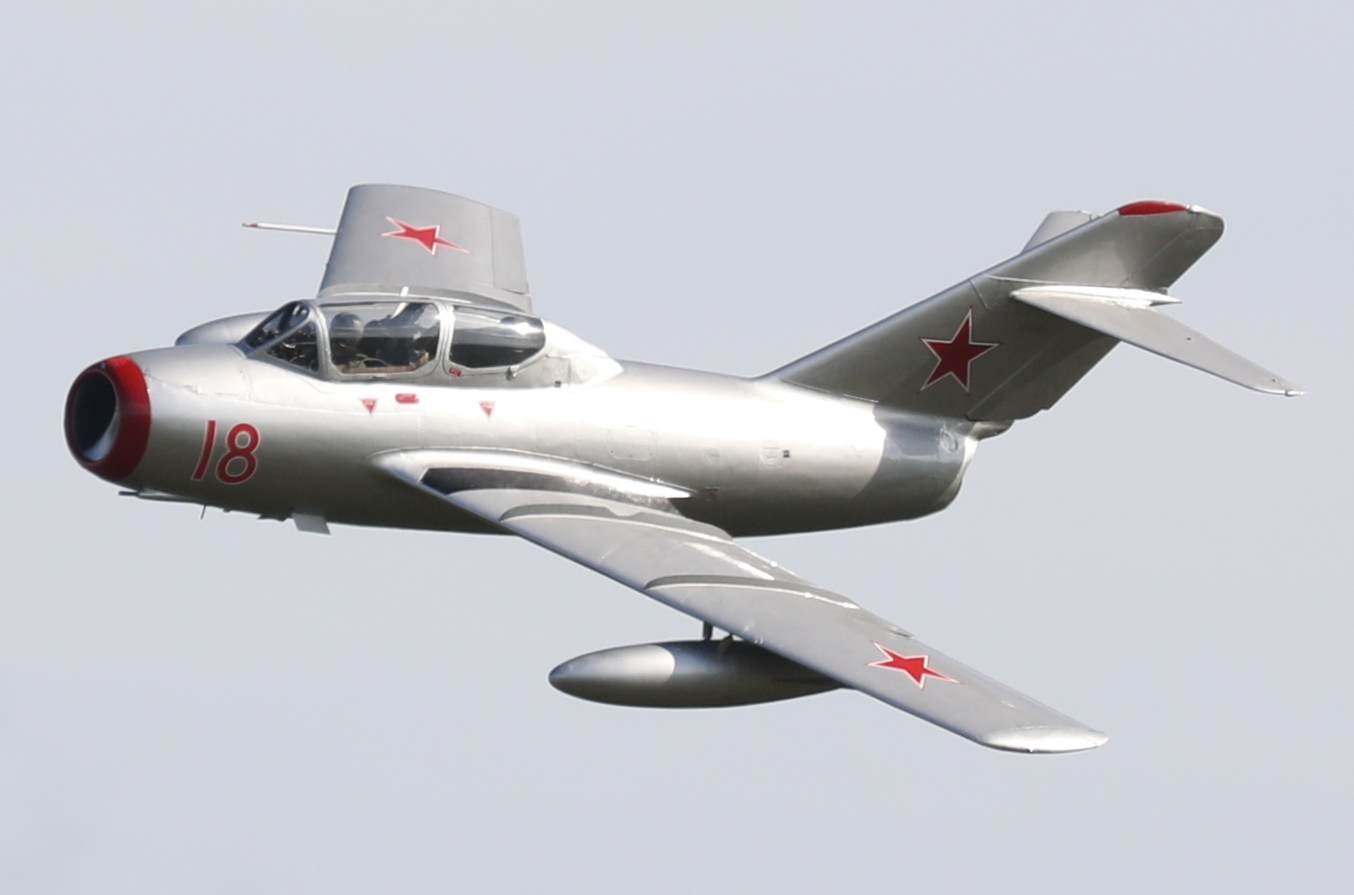 The MiG-9 - Russia's First Jet Fighter - PlaneHistoria