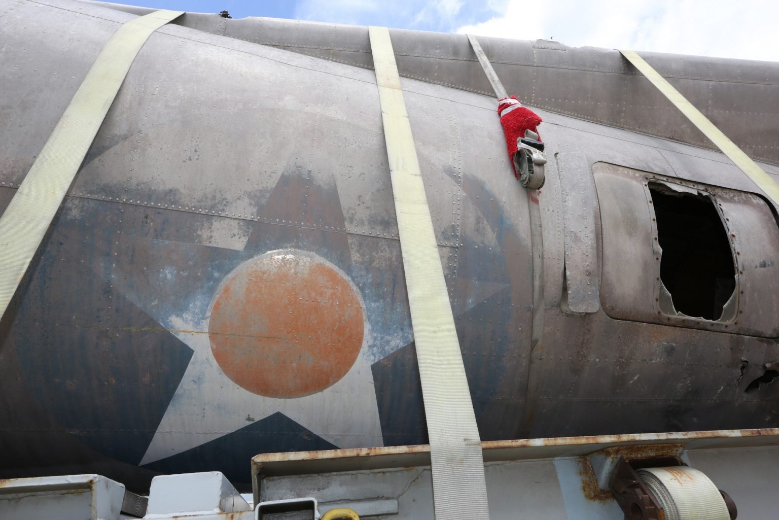 Swamp Ghost: Pacific B-17 Preserved by a Swamp - PlaneHistoria