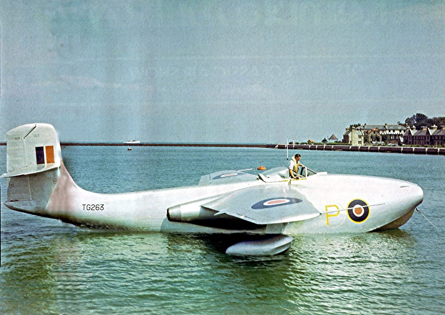 The Saunders-Roe SR.A/1 Was a Pioneering Seaplane Jet - PlaneHistoria
