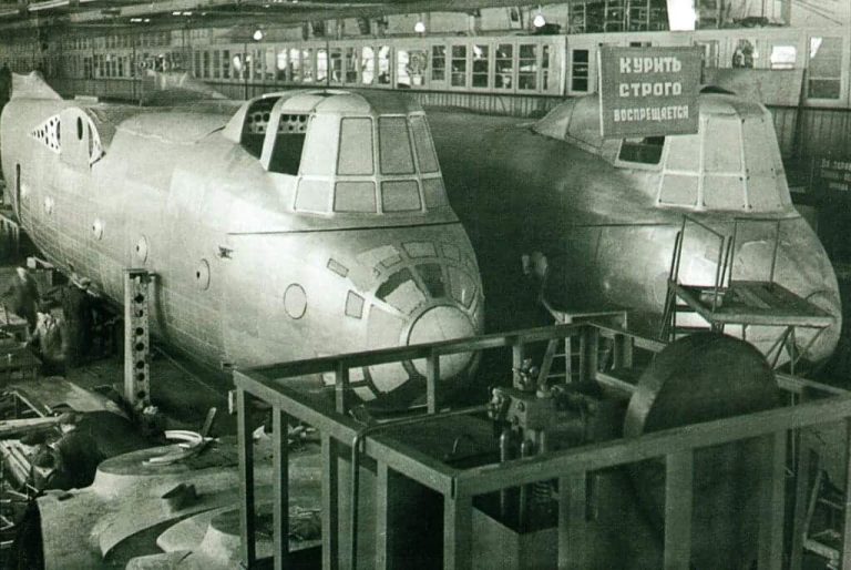 The Kamov Ka-22 Was A Hybrid of Helicopter and Airplane - PlaneHistoria